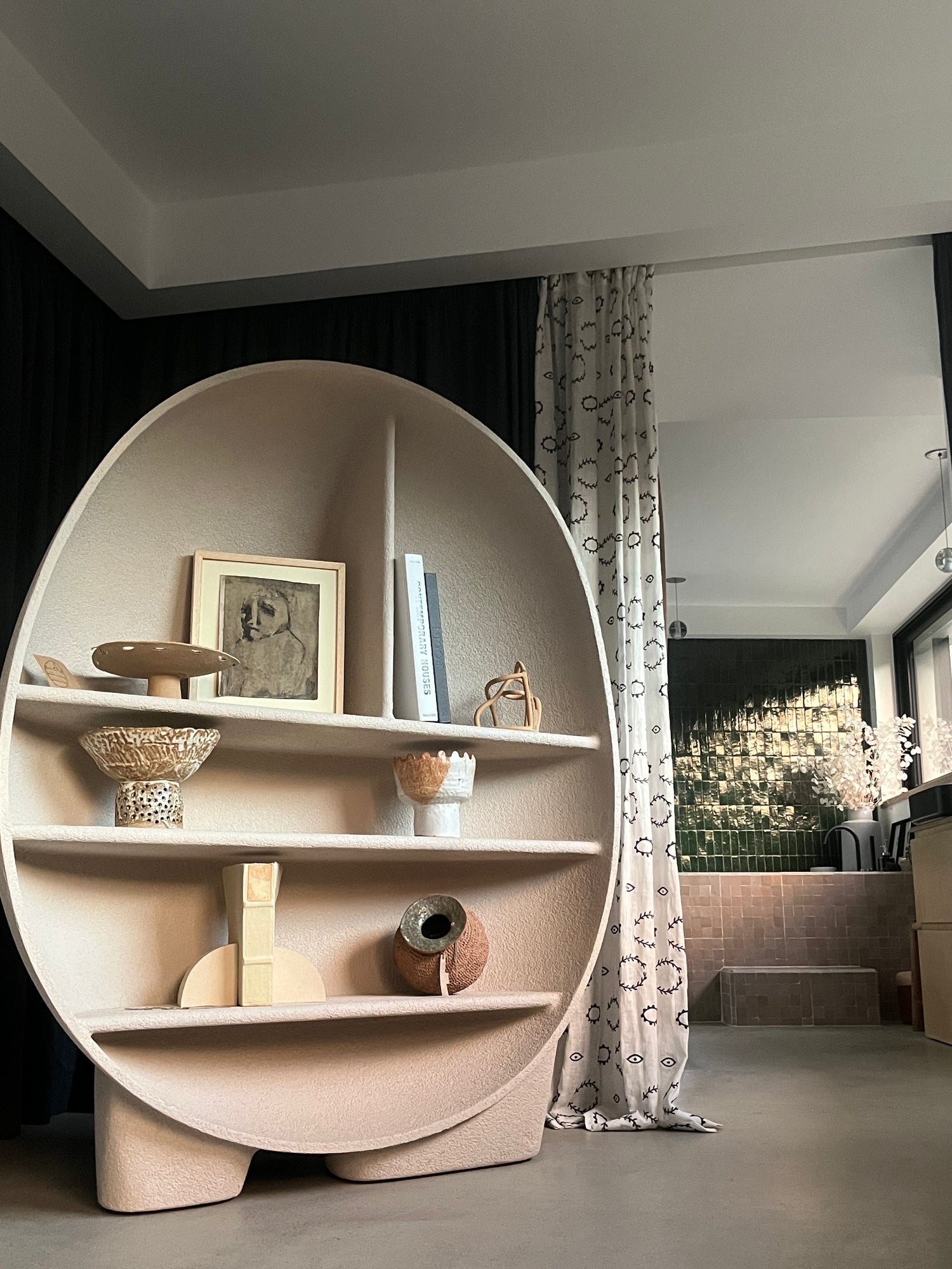 Bibliothèque Primordial de Raphaël Navot – Maison Makeba